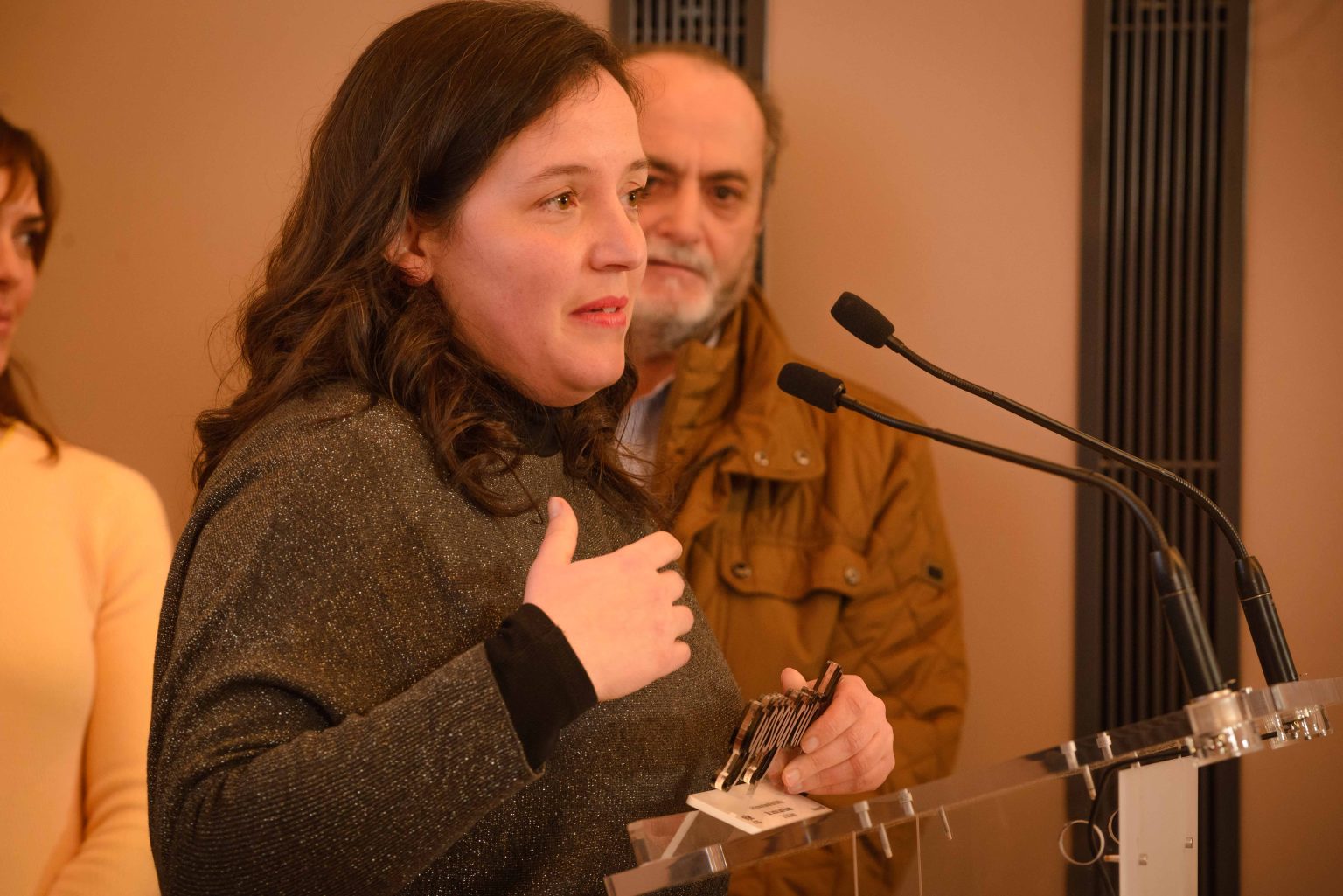 Carolina Castro Fernández, de TuriTaxi Cuideiru, Mujer Rural del año ...